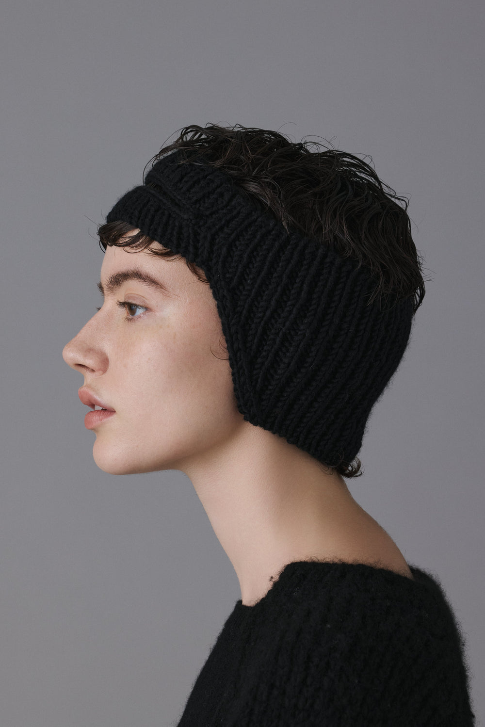 YANABA ONLINE — ハンドメイドのニットウェアブランド、YANABAの公式オンラインストアです。